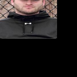 L-R hires Tarr as new men's and women's tennis coach