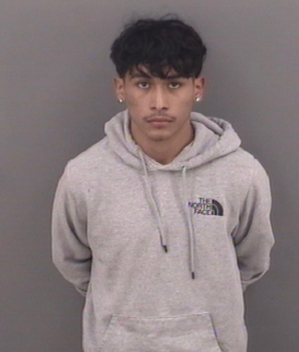 Hickory teen arrested after 23-mile pursuit by Newton police