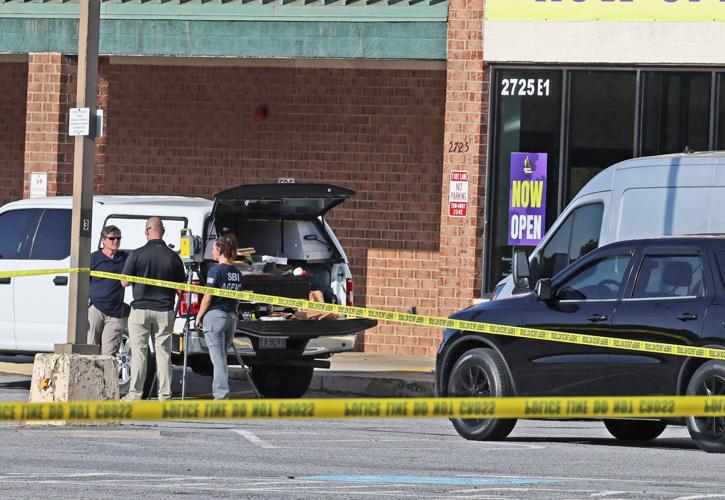 ickory police identify cop, suspect shot at Gateway Pub