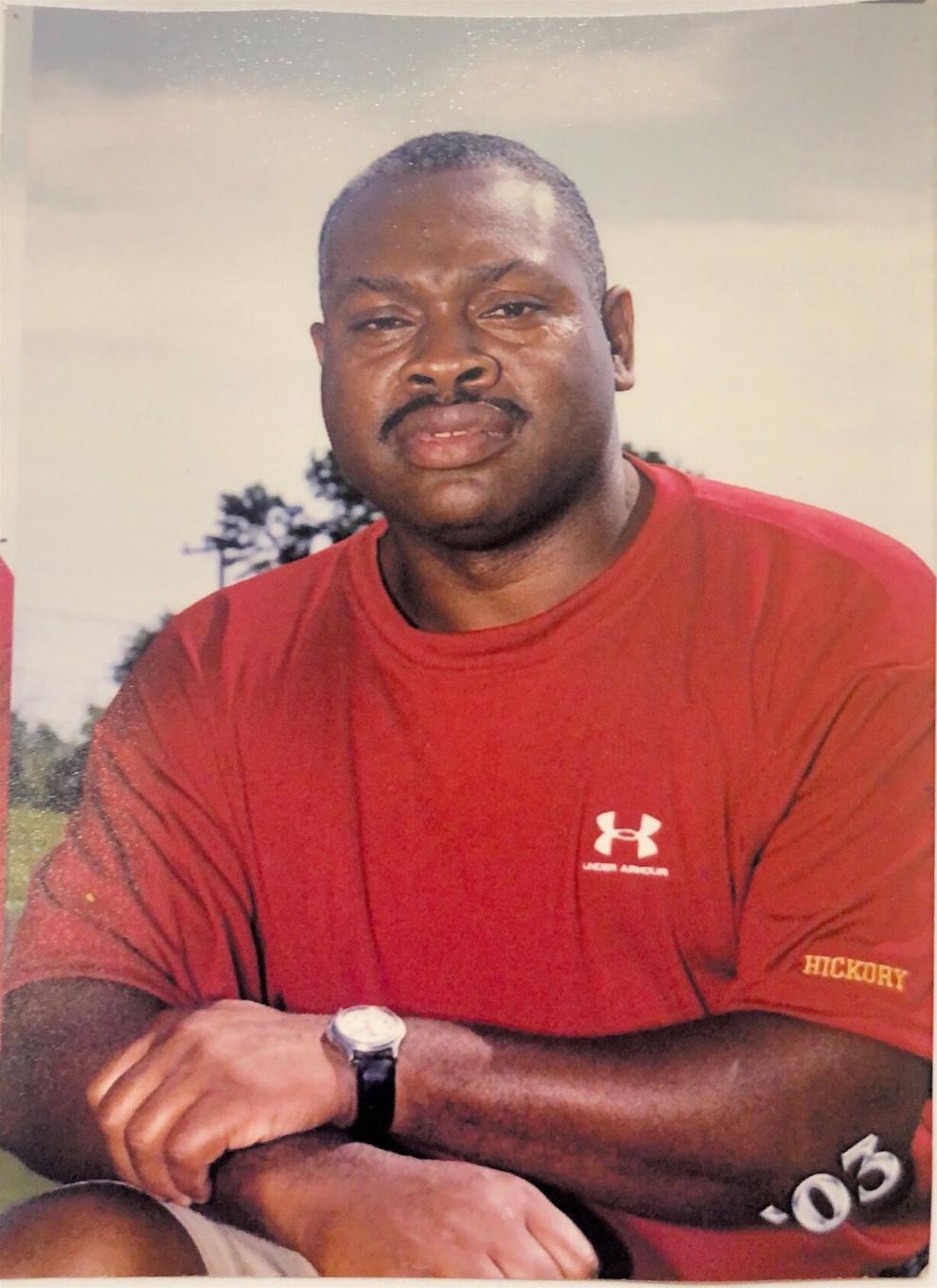 Hickory High School to dedicate track to 2 former coaches