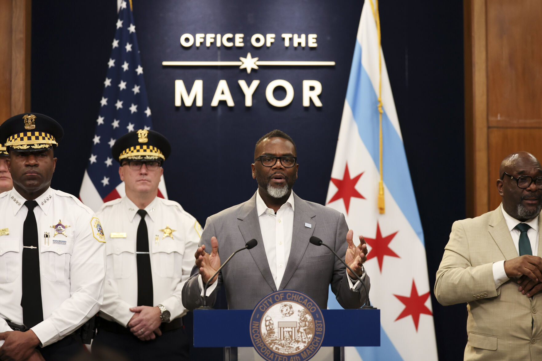 Black mayors tout significant declines in violent crimes