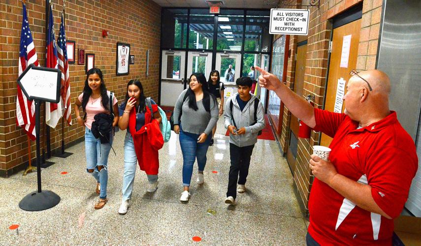 School is back in session; Arndt Middle School welcomes new principal