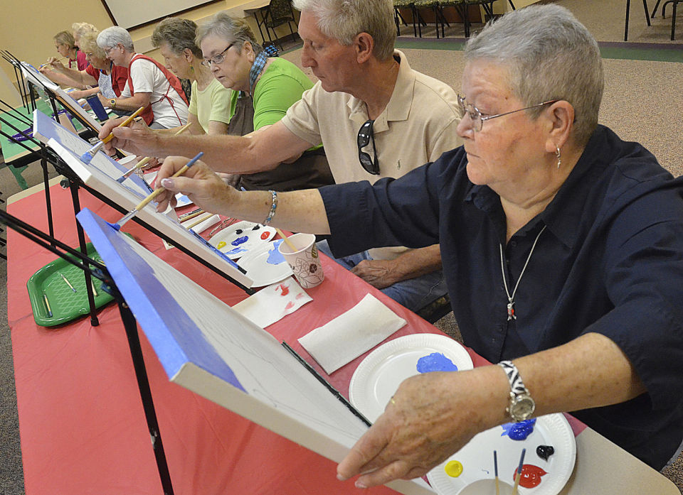 PHOTO GALLERY: Senior Artists | Gallery | hickoryrecord.com