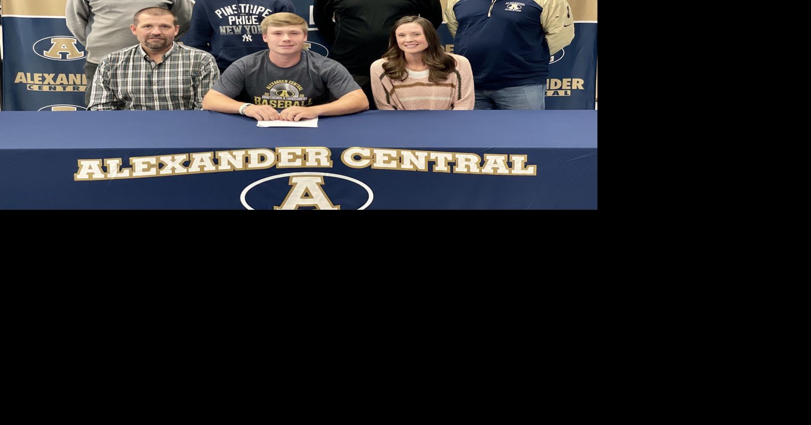 Cougars' Davis signs with Surry CC for baseball