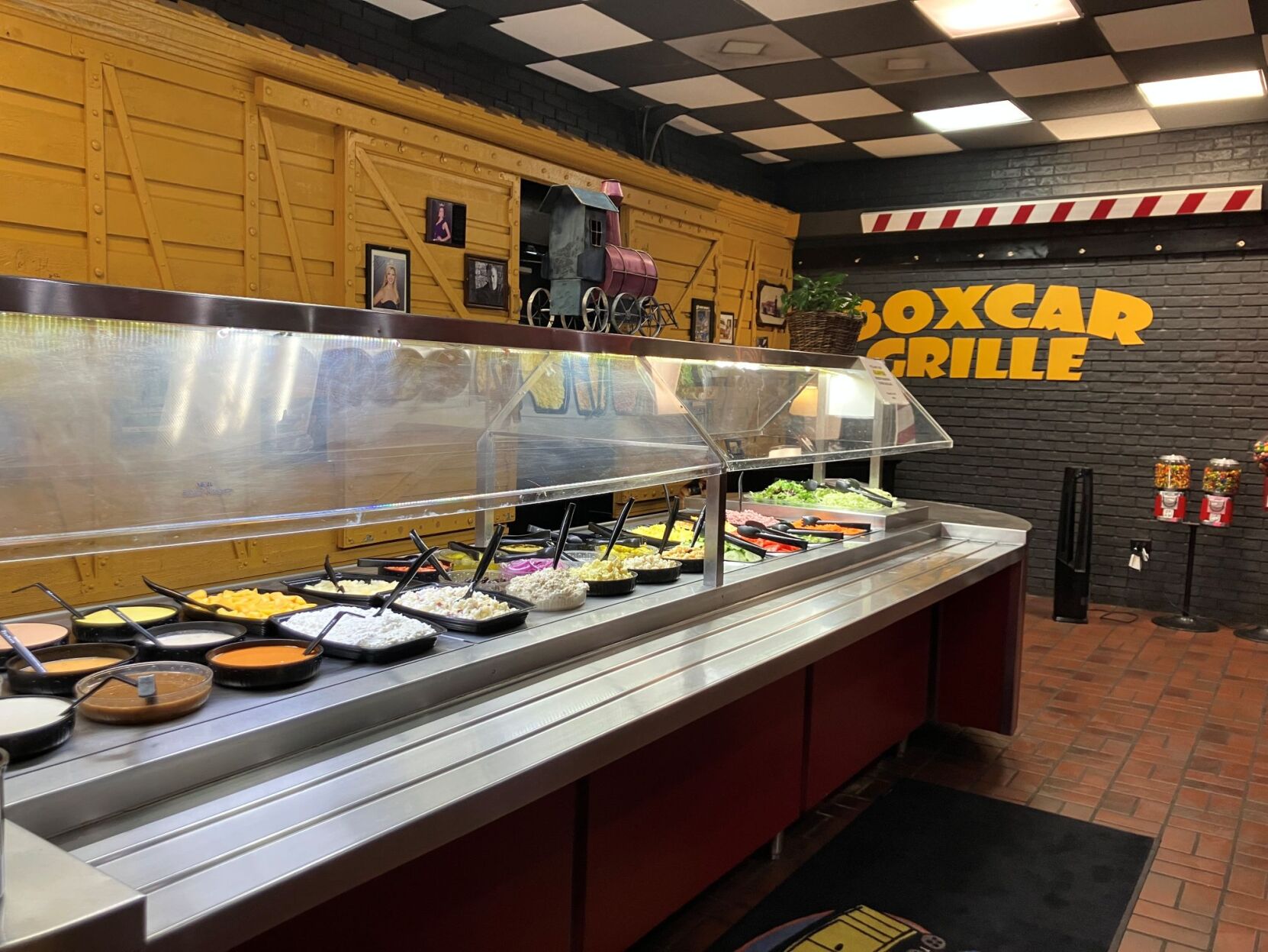 Boxcar Grille in Statesville closed Sunday; Taco Bell coming