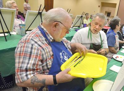 PHOTO GALLERY: Senior Artists