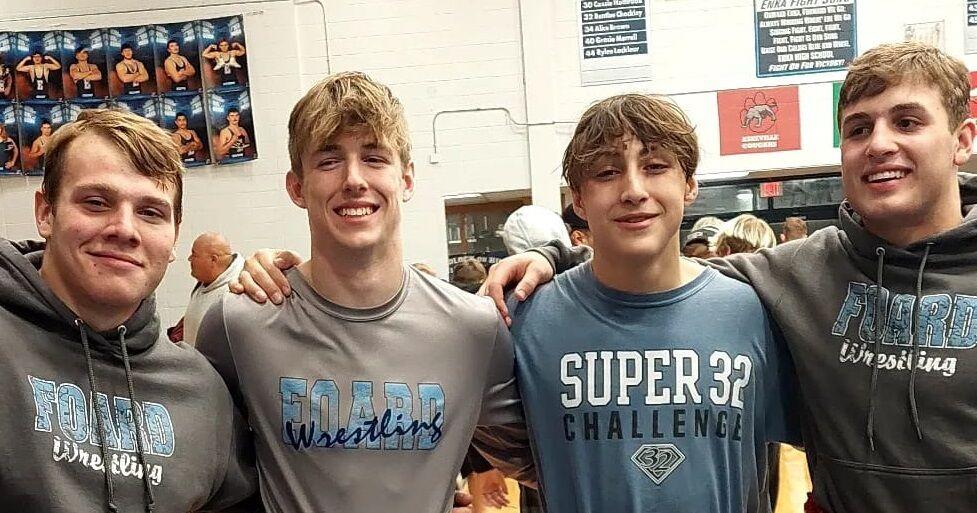 H.S. ROUNDUP: Foard wrestling takes 1st at Enka Jet Invitational