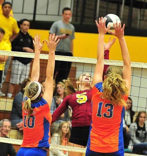 PREP VOLLEYBALL: Marvin Ridge rallies, ends Hickory's season