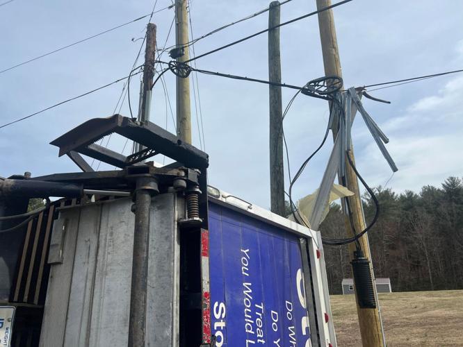 Top of box truck scraped off in wreck in Rutherford College