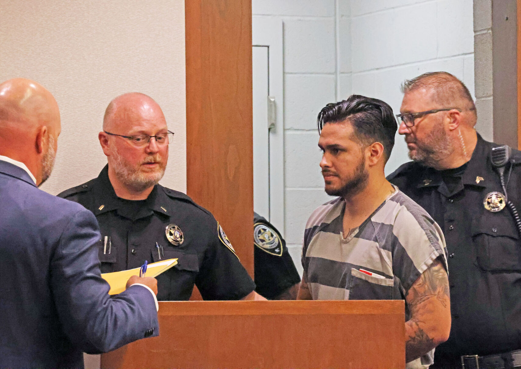 Catawba County NC officer appears in court on murder charge
