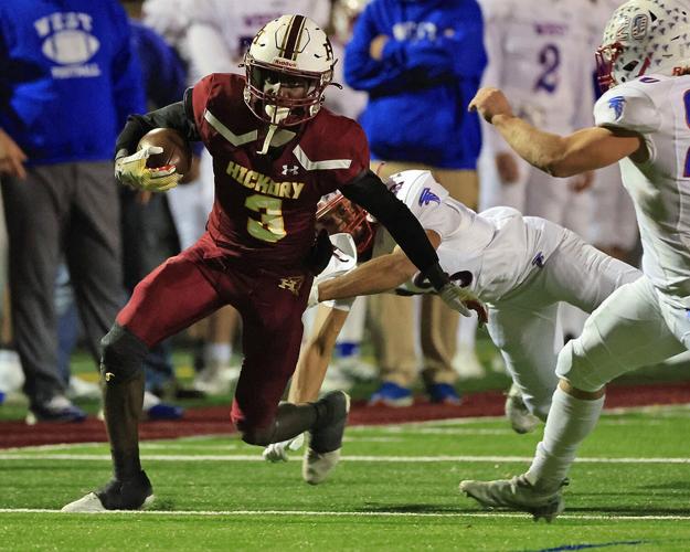 Hickory advances to regional finals with 28-16 win