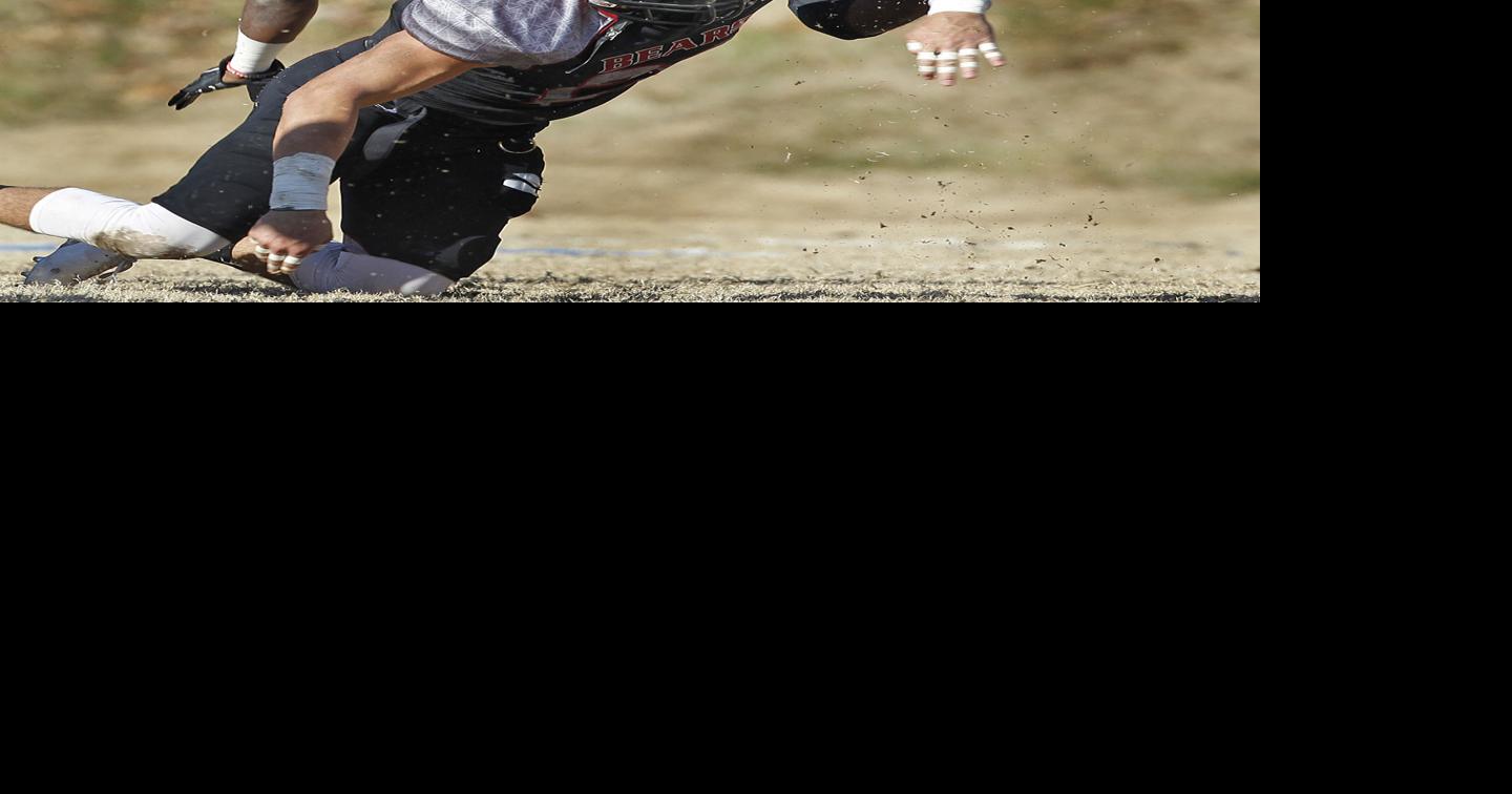 Lenoir-Rhyne University football team builds brotherhood through ...