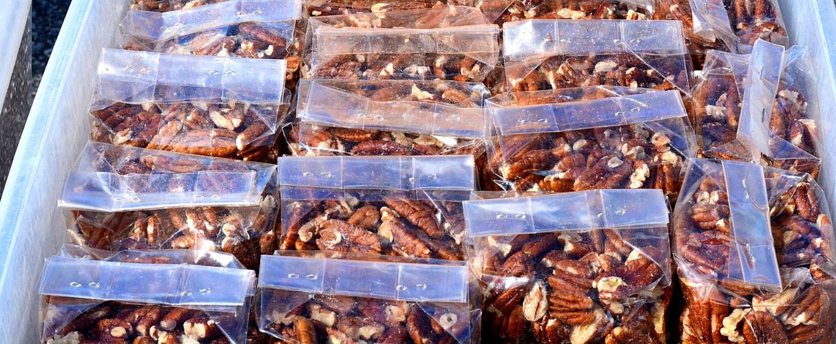 'You know its the holidays when the nut man gets to Hickory': Suttles ...