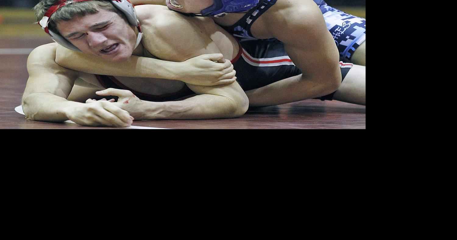 Foard dominates on way to Northwestern 3A-4A wrestling title