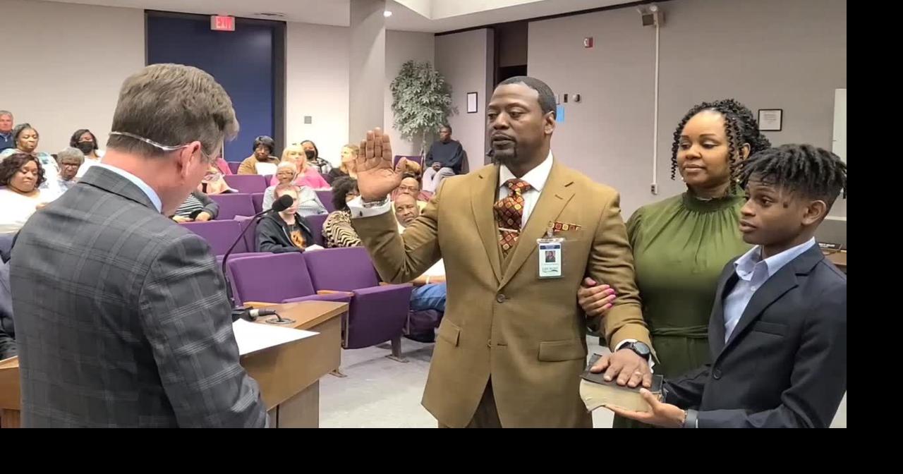Hickory pastor takes office as newest member of Hickory City Council