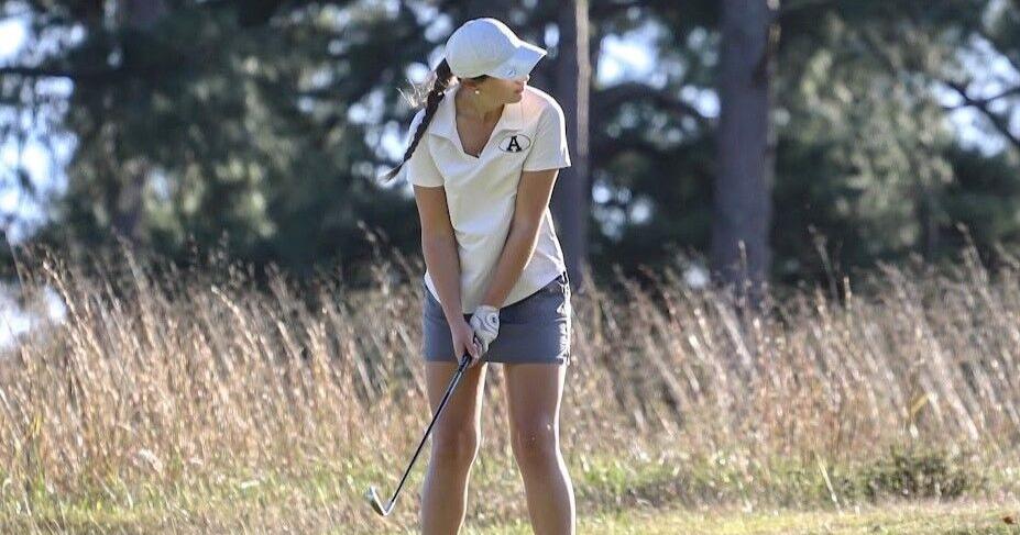 Alexander Central golf sweeps conference awards