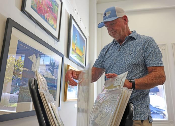 Catawba County NC artist Randy Bell displays work at gallery