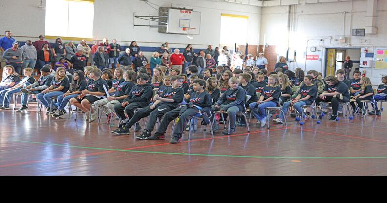 Maiden Elementary DARE graduation