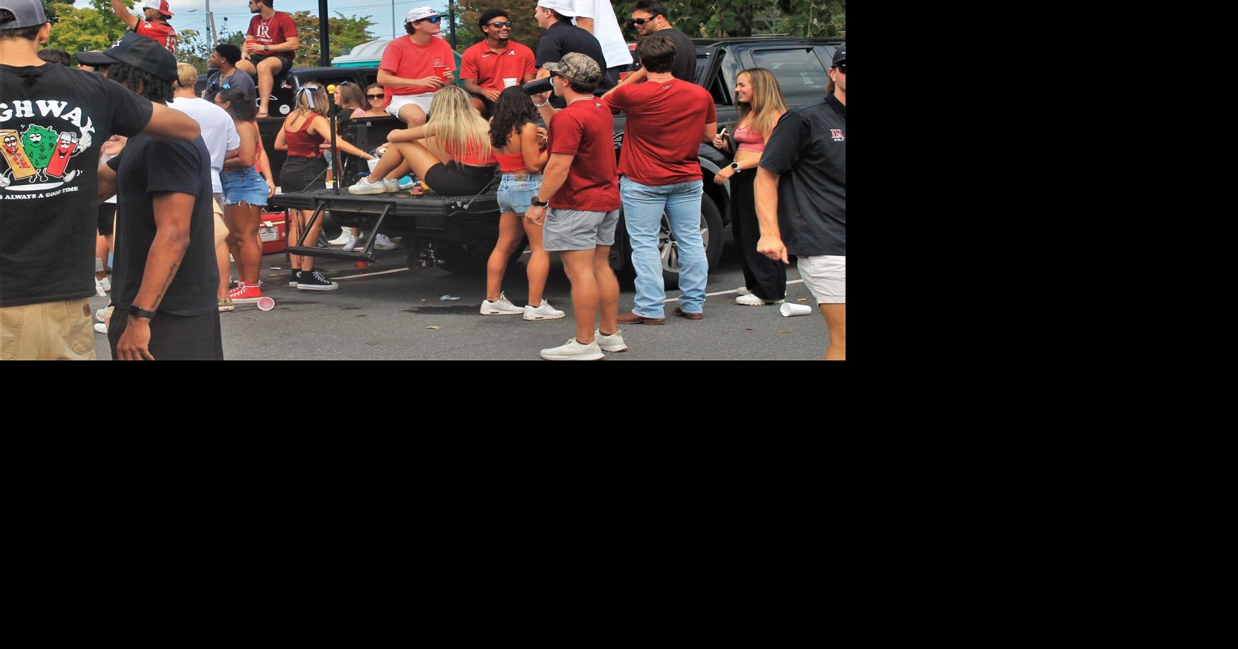 Lenoir-Rhyne fans celebrate first game of season in Hickory