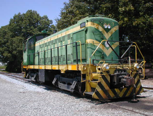 Alexander Railroad buys two new locomotives