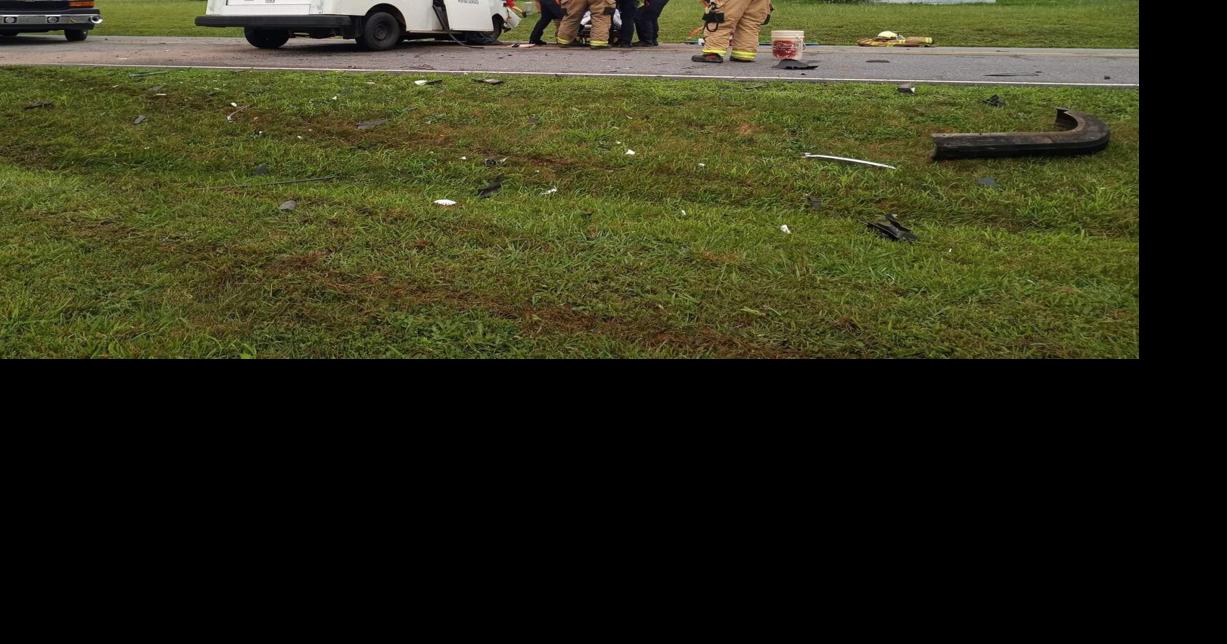 Two people injured in car crash involving mail truck; Mail carrier ...