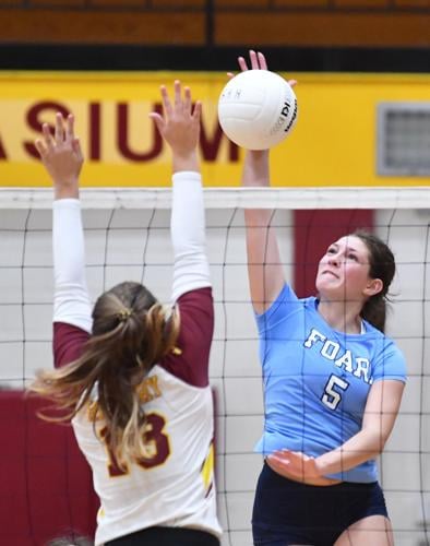 Former Foard volleyball player leads by example at Caldwell