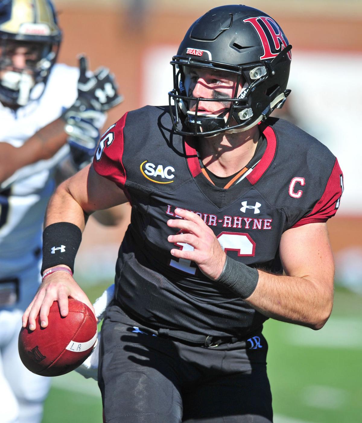 Wingate at Lenoir-Rhyne football