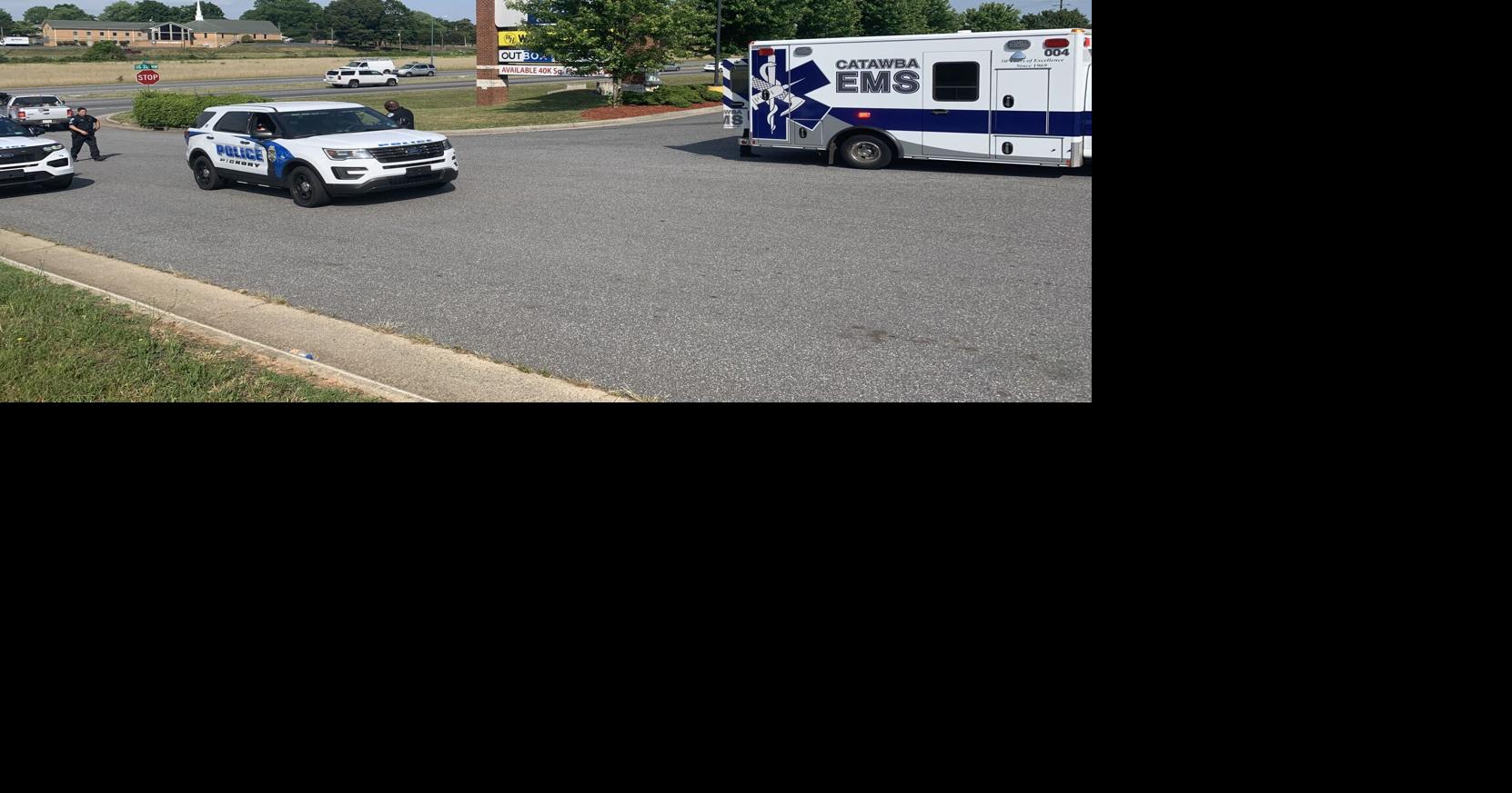 Report: Pedestrian struck by vehicle, Hickory police investigating