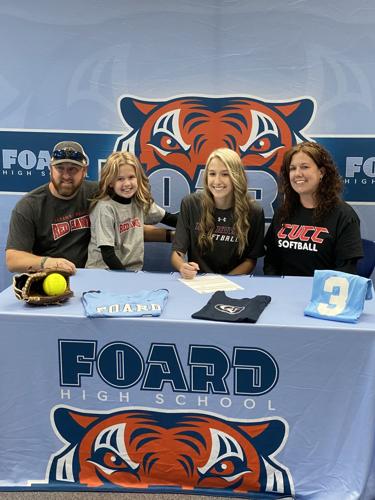 Foard's Yoder signs with CVCC for softball