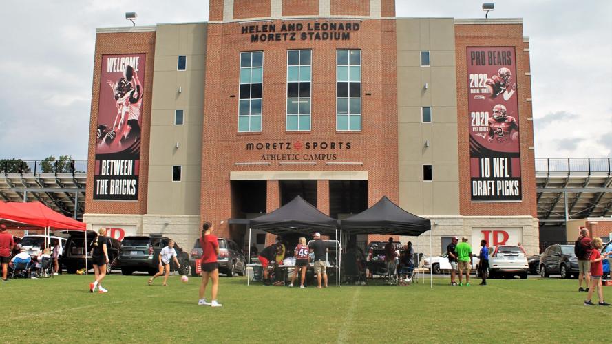 Lenoir-Rhyne fans celebrate first game of season in Hickory