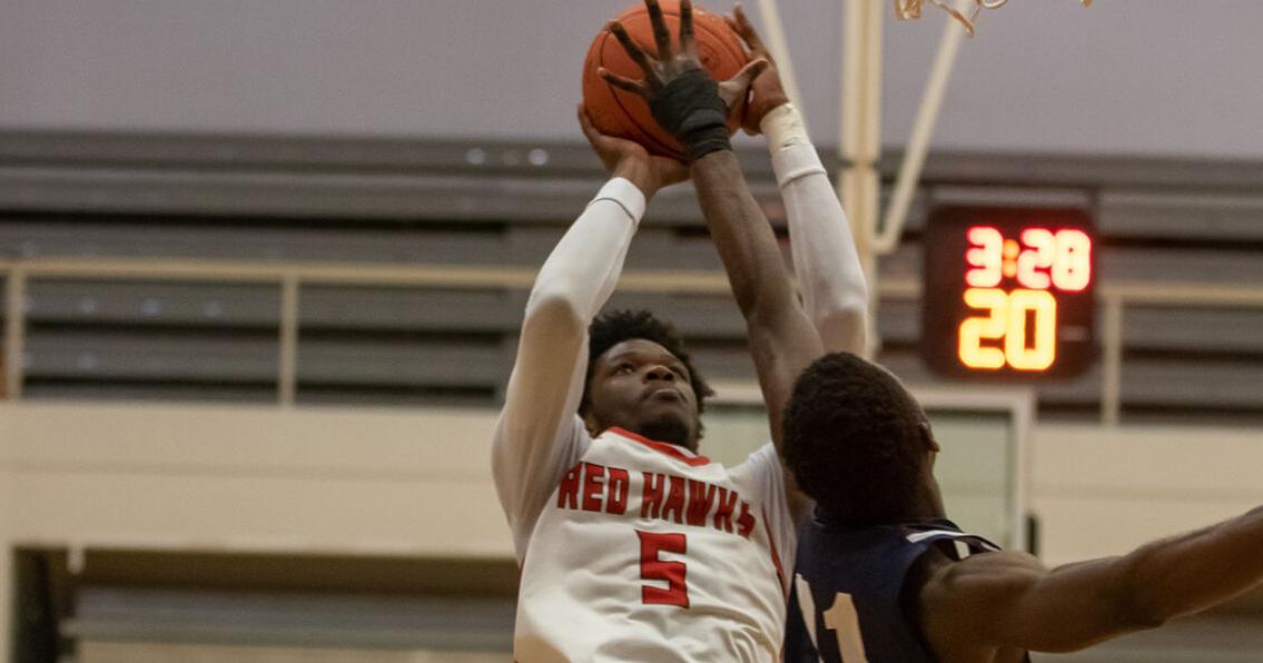 Red Hawks drop Eagles 89-72 in Hickory; Thomas scores 24, grabs school ...