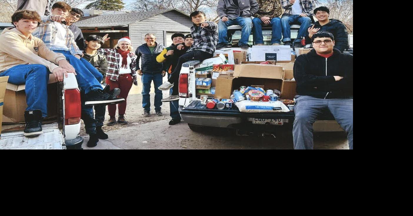 Delta Panthers Collect for Food Banks | Schools | highcountryspotlight.com