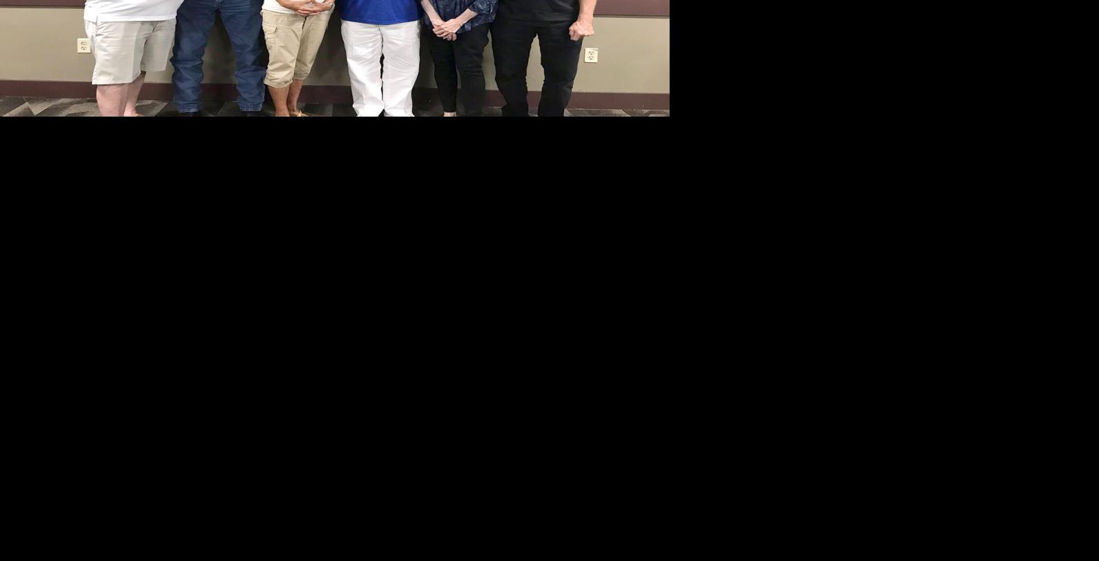 HHS classes of ’61, ’62 have reunion | News | hillsborobanner.com