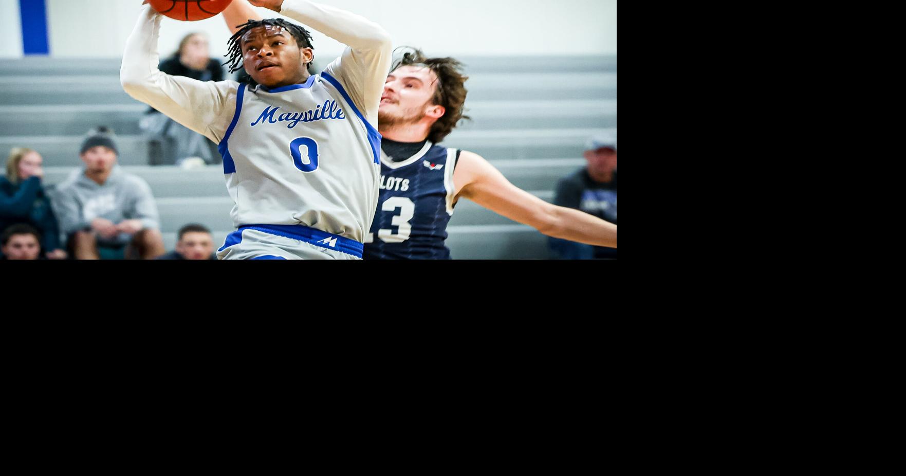 Mayville State’s Swayzer hits buzzer-beating layup to lead Comets over ...
