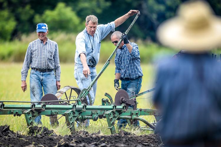 Digging the past, digging the dirt | News | hillsborobanner.com