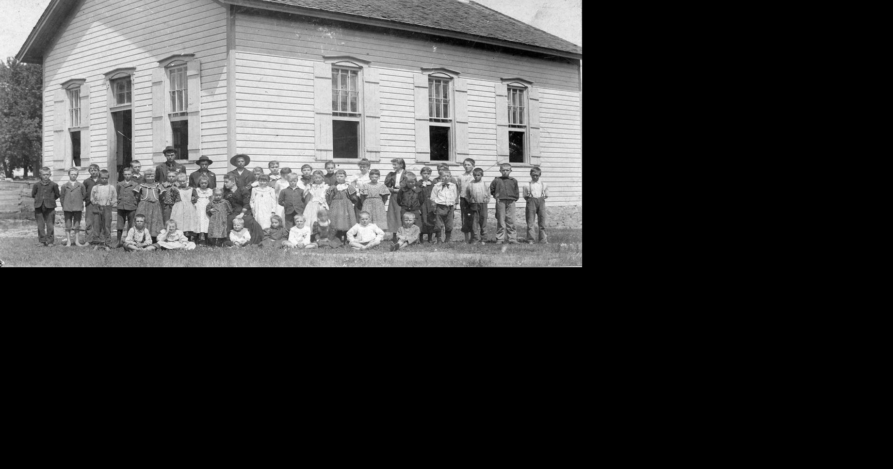 Last lessons at Rock River School | Milton Courier | hngnews.com