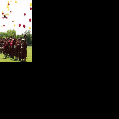 Waterloo High School 2017 graduation program | Featured | hngnews.com