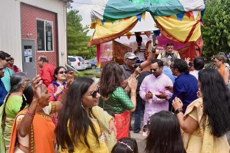 Mandir of Madison celebrates Festival of India | Community | hngnews.com