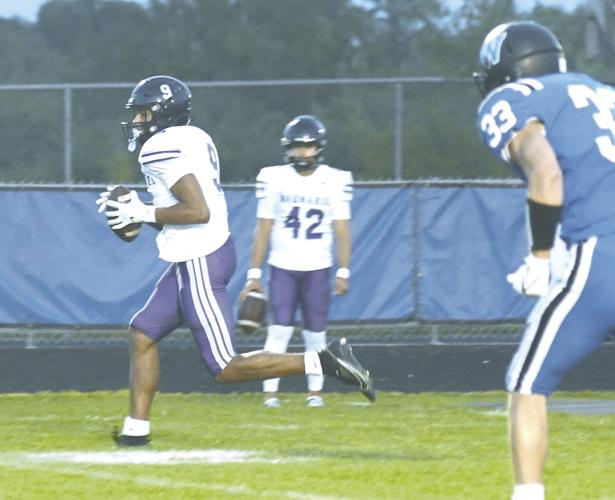 Football: Warriors ground and pound Watertown | Sports | hngnews.com