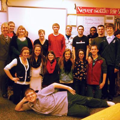 Local news anchor visits McFarland High School | Local | hngnews.com