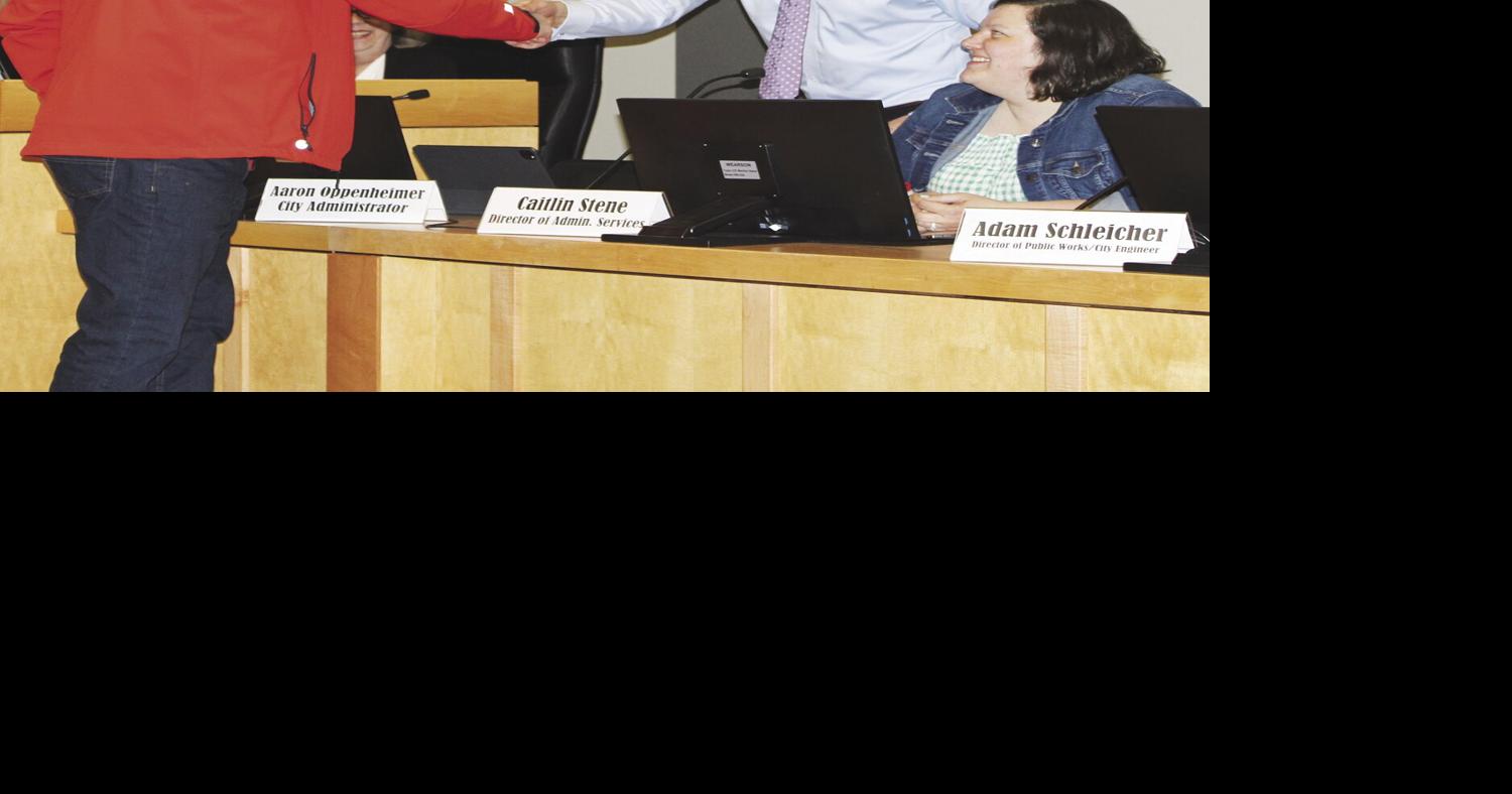 Sun Prairie mayor presents six proclamations at council meeting ...
