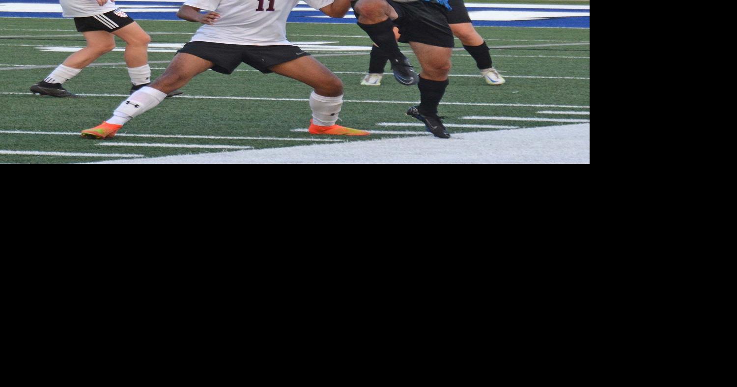 Boys soccer: Second half spells doom for Pumas; Lodi goes to 2-1 ...