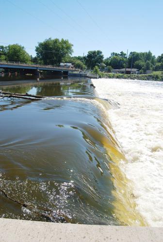Board considers proposal for gate replacement at Indianford Dam ...