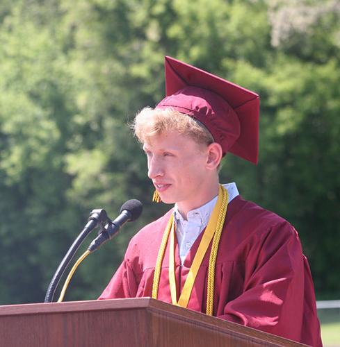 Waterloo High School 2017 graduation program | Featured | hngnews.com