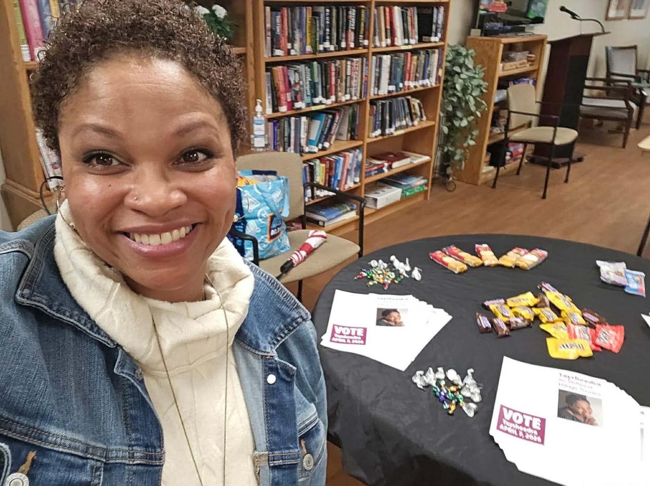 Allen campaigns at DeForest community center | Local News | hngnews.com