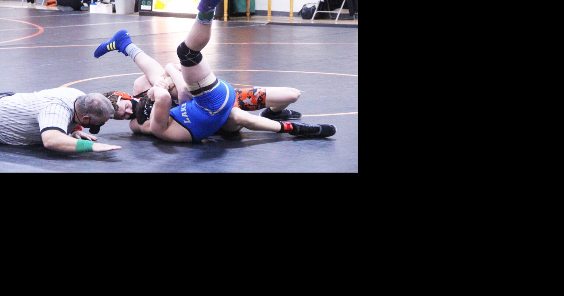 Puma grapplers thwart Lake Mills, fall to Mount Horeb | Poynette Press ...