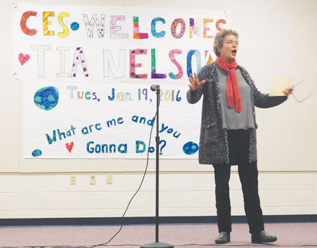 Tia Nelson visits Cambridge Elementary School | School | hngnews.com
