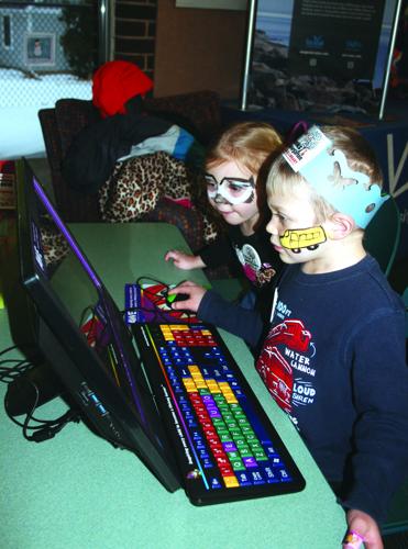 Library celebrates 1000 Books Before Kindergarten graduates | Monona ...