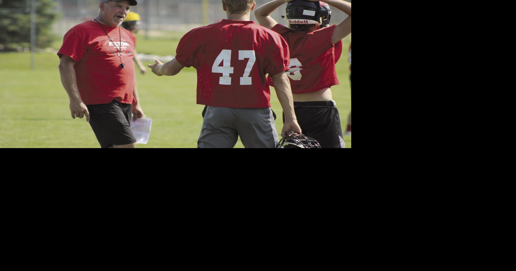 Football: Changes, experience have Red Hawks feeling different | Milton ...