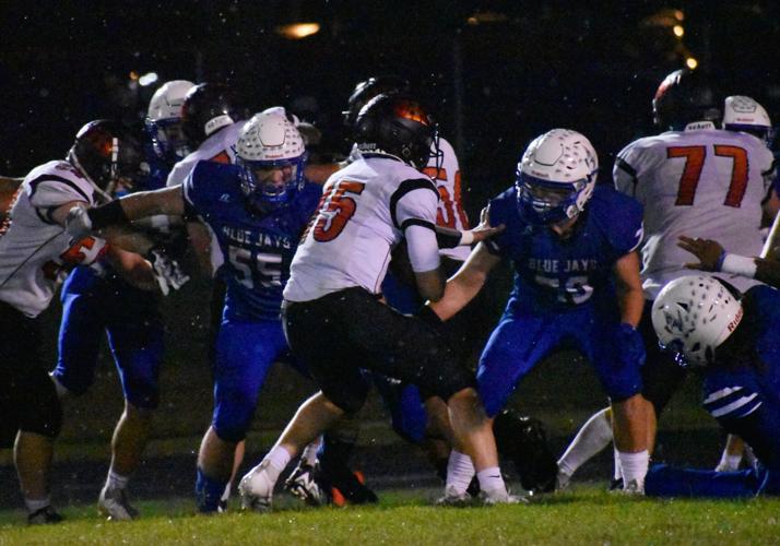 Cambridge football defeated by Horicon/Hustisford | Sports | hngnews.com